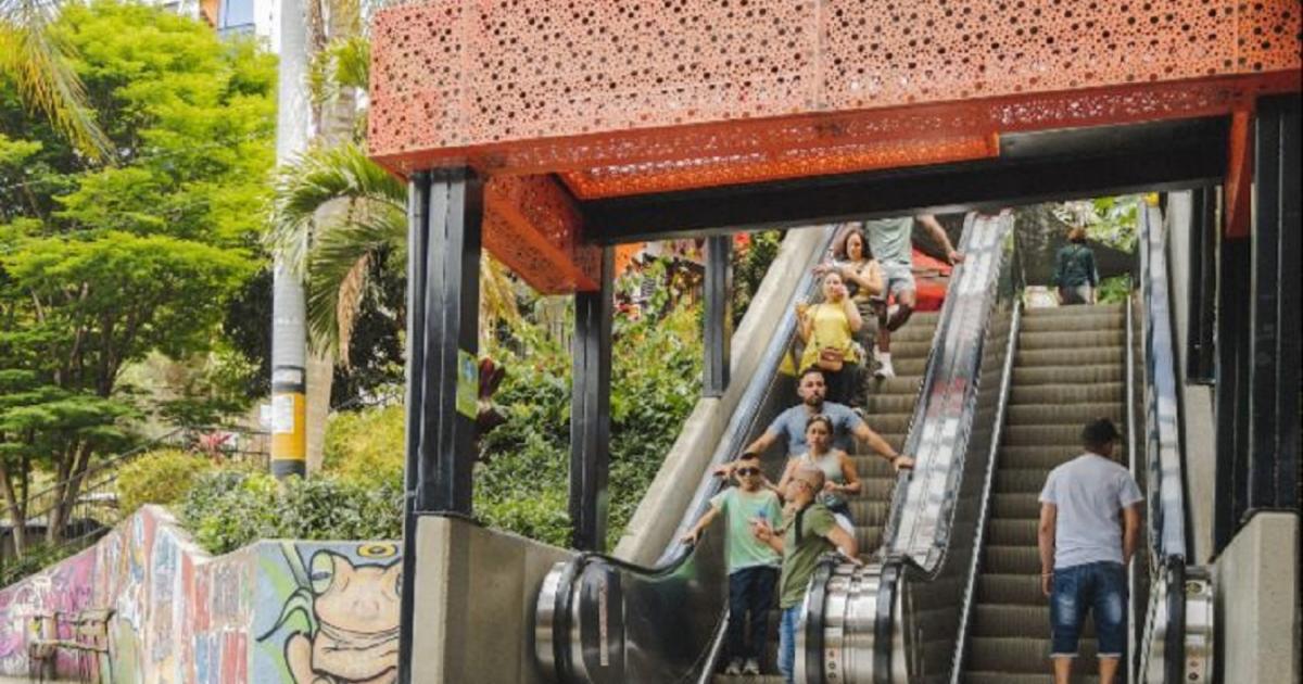 Medellín: Operan con normalidad los seis tramos de las escaleras ...