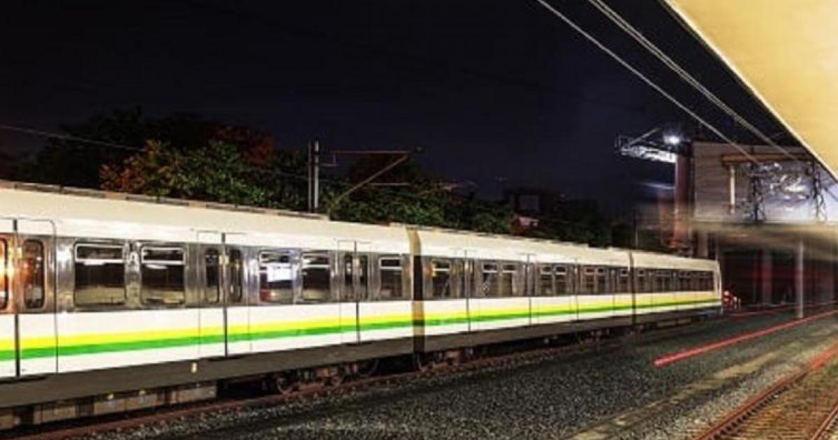Grafiteros pintaron uno de los vagones del Metro de Medellín | Alerta Paisa