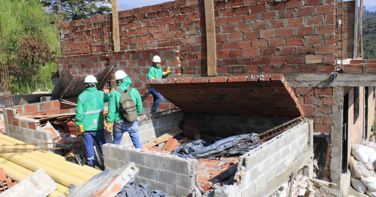 Noticias Medellín: En Altavista fueron removidas 5 construcciones ilegales | Alerta Paisa