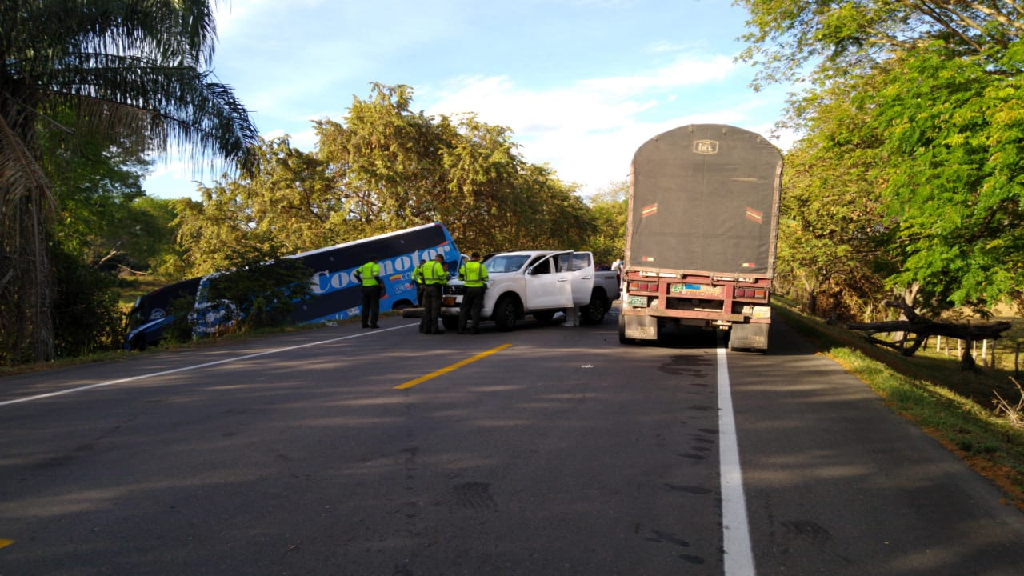 Accidente En El Sur Del Tolima Dejó 3 Personas Muertas Alerta Tolima